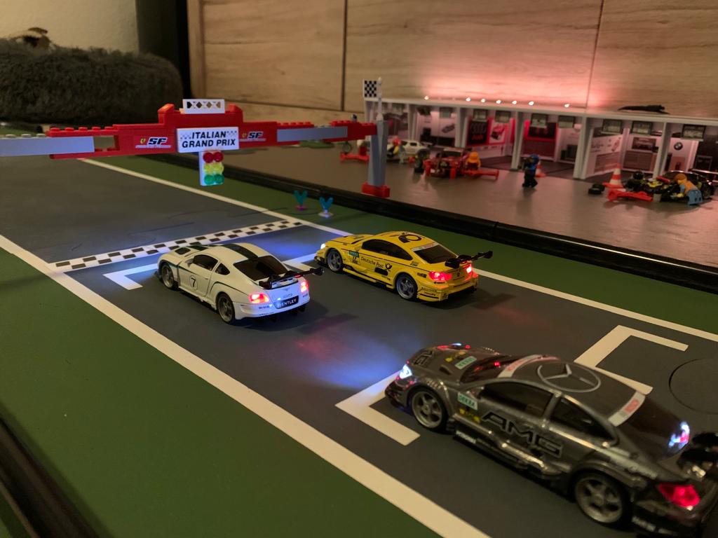 SIKU-Racing – individuelle Streckenführung je nach Platzsituation