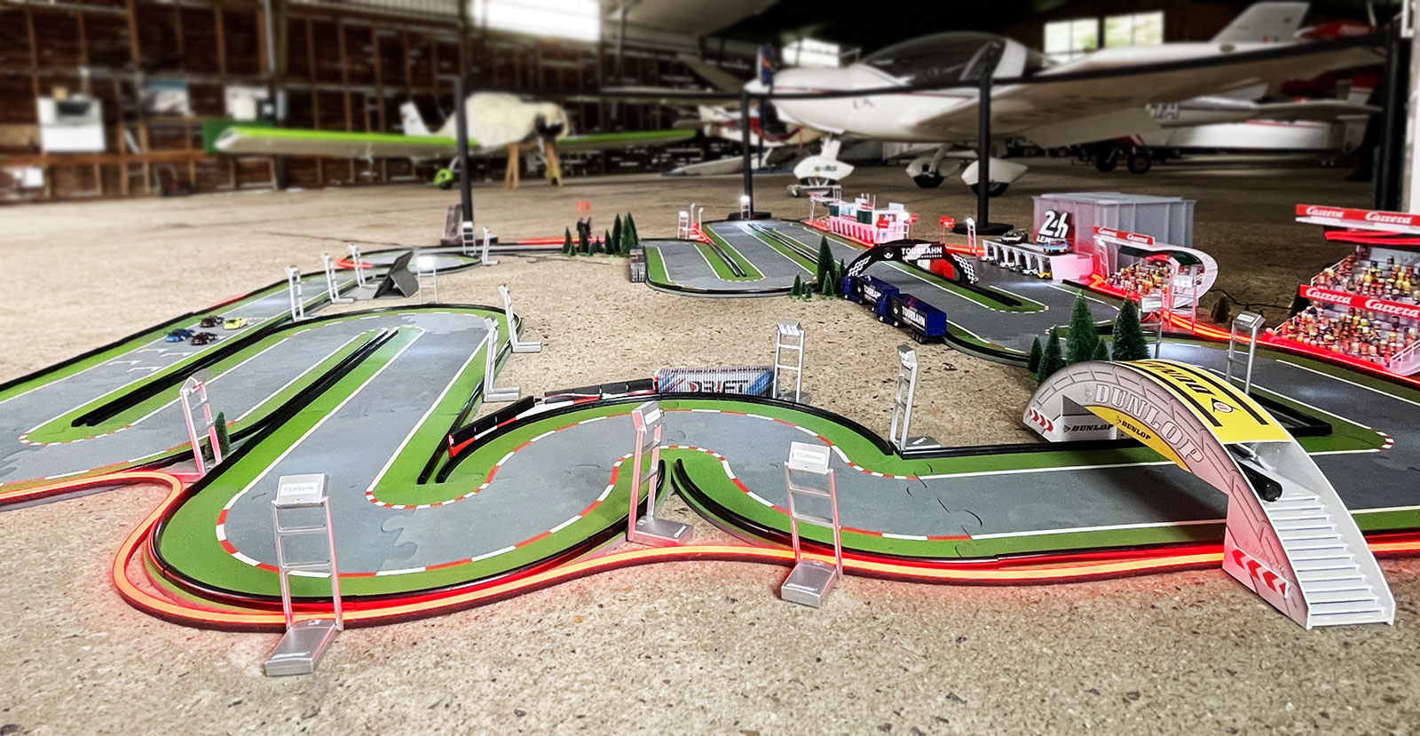 Streckenrekord - TOURBAHN mobile Autorennbahnen